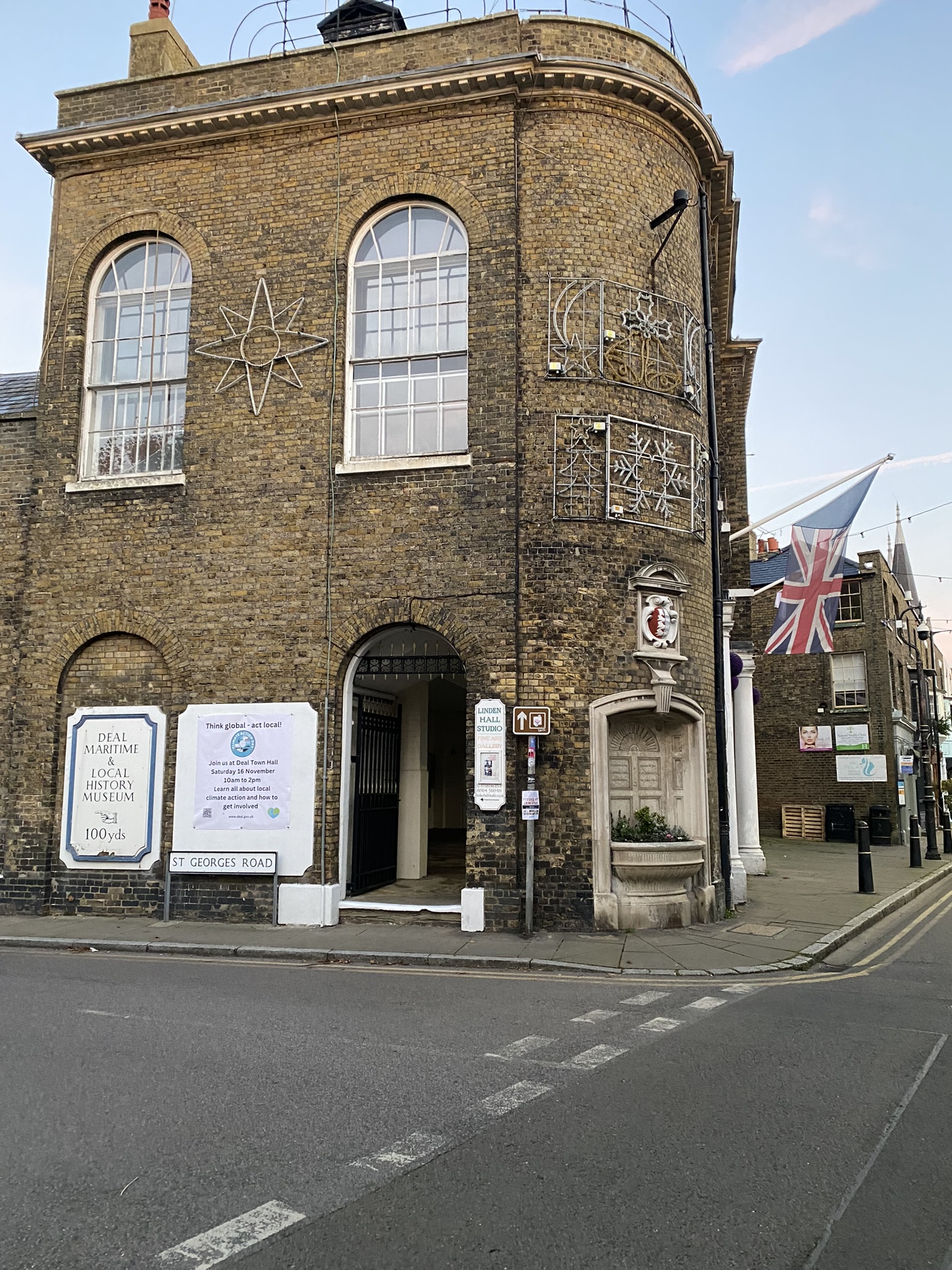 Deal Visitor Centre - National Trails